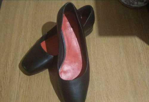 Туфли кожаные женские Pierre Cardin 41 размер
