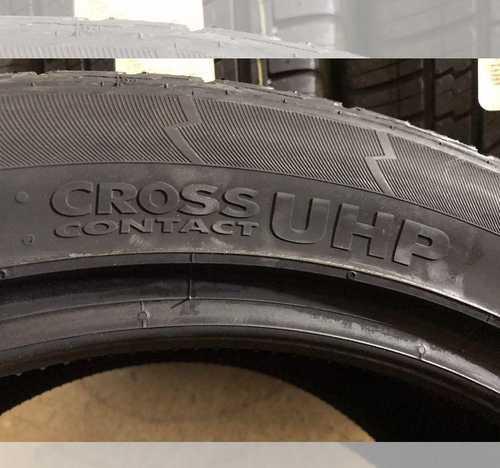 Continental ContiCrossContact UHP 295/40 R20 110Y