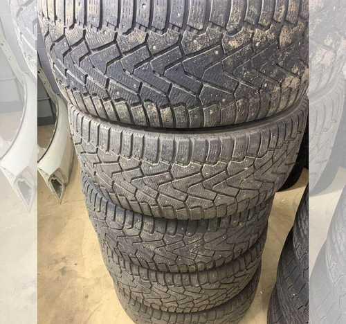 Pirelli Ice Zero 255/55 R19