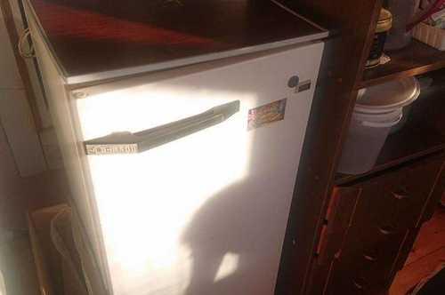 Холодильник Саратов 1413 рабочий с 1 этажа