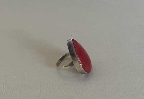 Серебряное кольцо с натуральным камнем. Винтаж