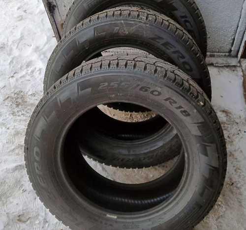 Pirelli Ice Zero 255/60 R18 112T