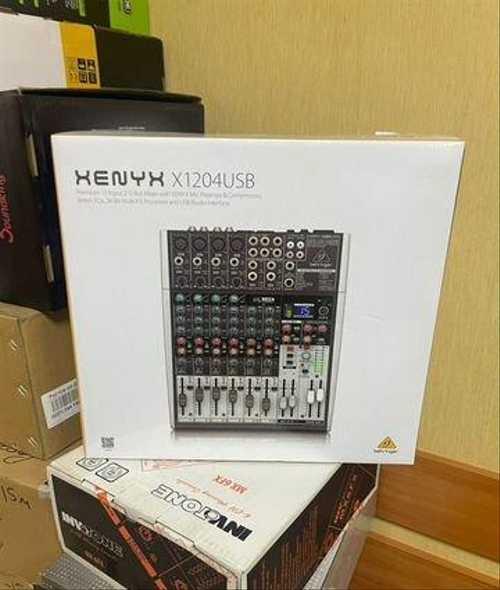 Микшерный пульт Behringer X1204USB