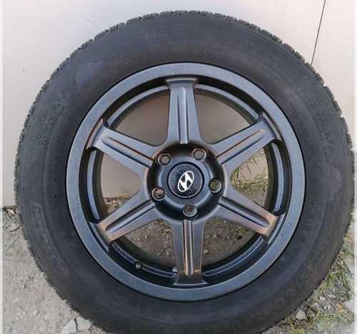 Tigar Ice 215/60 R16 99T