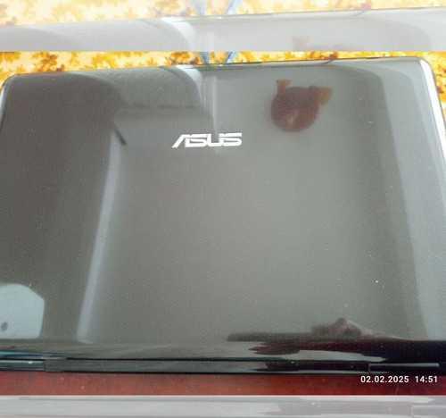 Ноутбук asus