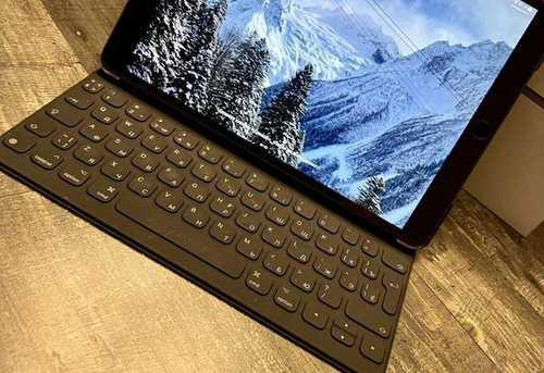 iPad air 3 2019 + Apple iPad Smart Keyboard