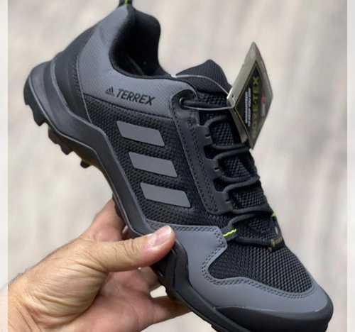 Кроссовки зимние adidas terrex new