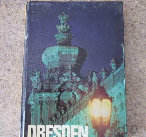 Книга Dresden