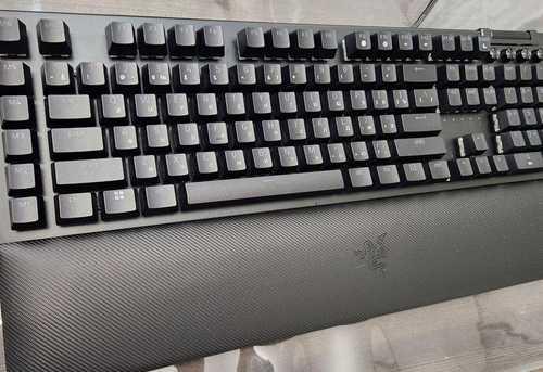 Razer BlackWidow V4 (Yellow Switch)