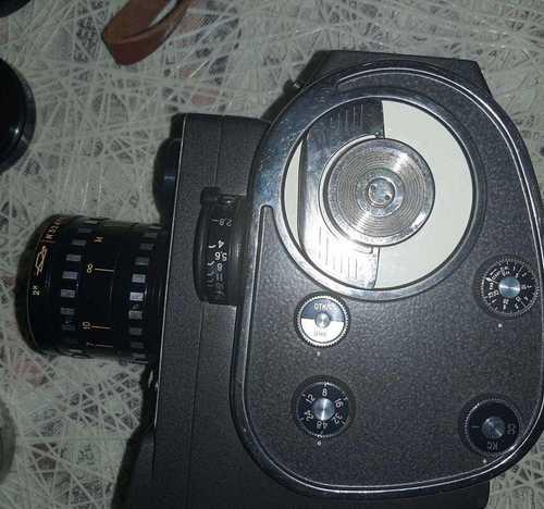 Киносъемочный аппарат Кварц-2М