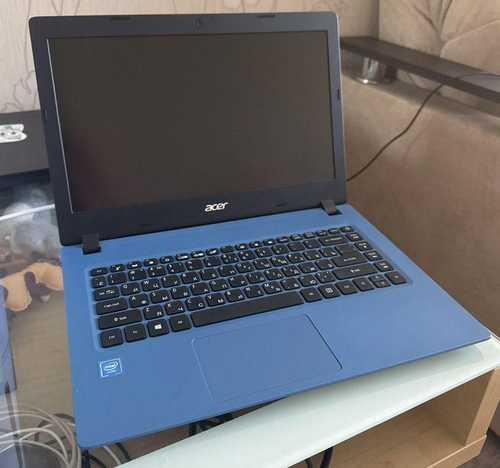 Ноутбук acer aspire 1