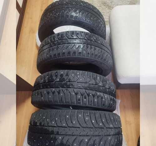 Bridgestone Ice Cruiser 7000 19.5/55 R16 87T