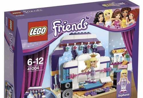 Lego Friends сцена