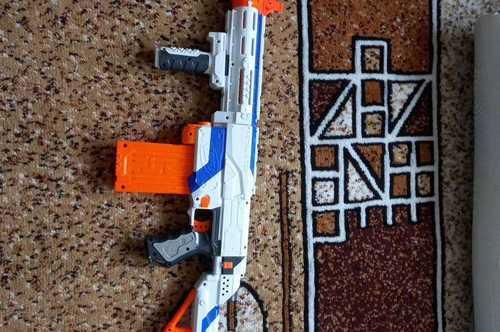 Nerf игрушечный автомат