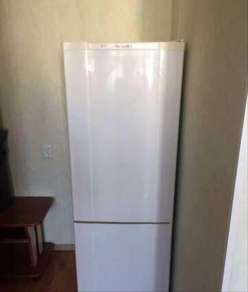 Продам холодильник бу Hauswirt HRD 125