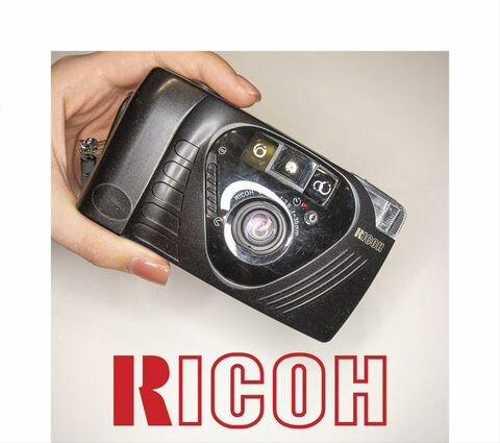 Пленочный фотоаппарат Ricoh FF-9