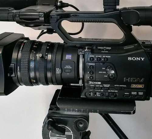 Видеокамера Sony HVR-Z7E