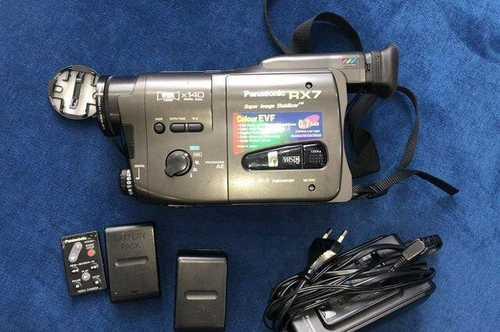 Видеокамера Panasonic RX-7