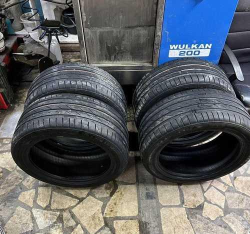 Nokian Tyres Hakka Black 235/45 R17