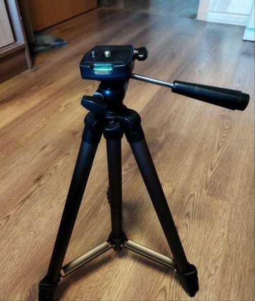 Продам штатив (трипод) для фото/видео-камеры hama