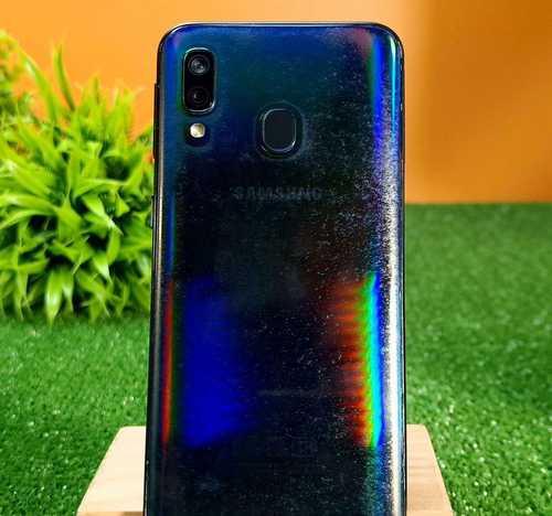 Samsung Galaxy A40, 4/64 ГБ