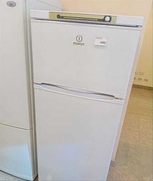 Холодильник Indesit ST145028