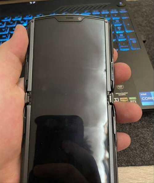 Motorola razr 5g