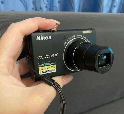 Фотоаппарат Nikon coolpix S6200