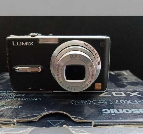 Цифровая фотокамера Panasonic DMC-FX07