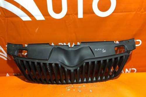 Решетка радиатора Skoda Fabia 2 5J 2010-2014