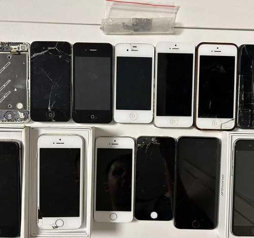 Запяасти для iPhone