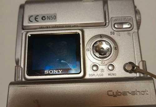 Фотоаппарат Sony Cyber-shot DSC-F77