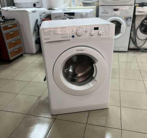 Стиральная машина indesit 5кг