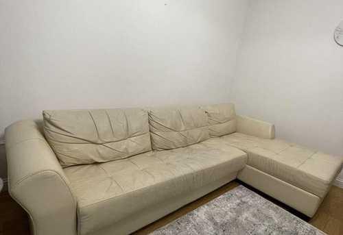 Угловой диван-кровать б/у IKEA
