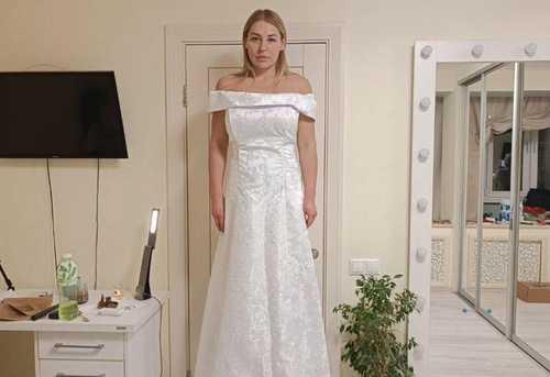 Свадебное платье новое 46-48