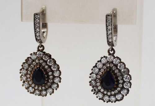 Серебряные серьги с сапфирами
