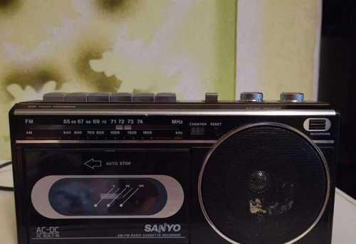Радиоприемник sanyo