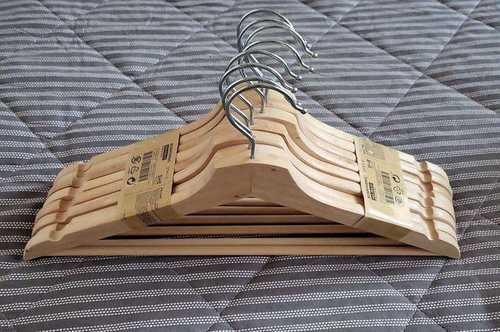 Вешалки плечики IKEA bumerang