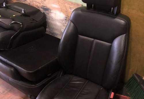 Кресла сиденья GL X164 W164 Mercedes