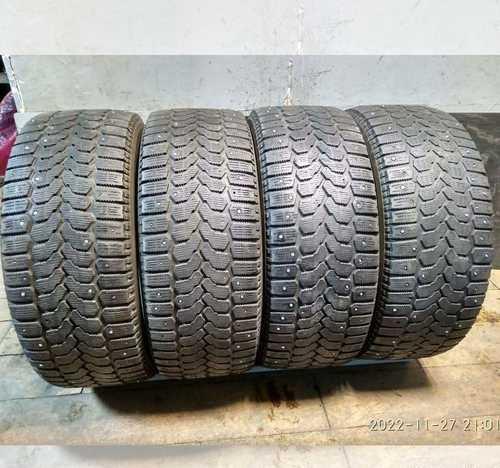 Yokohama Ice Guard F700Z 235/55 R17