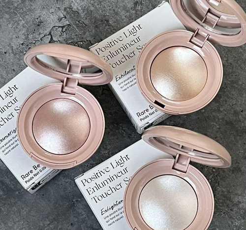 Rare Beauty Silky Touch Highlighter хайлайтер