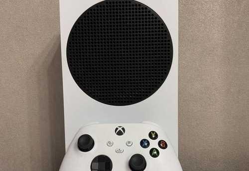 Xbox Series S 2 геймпада 500гб