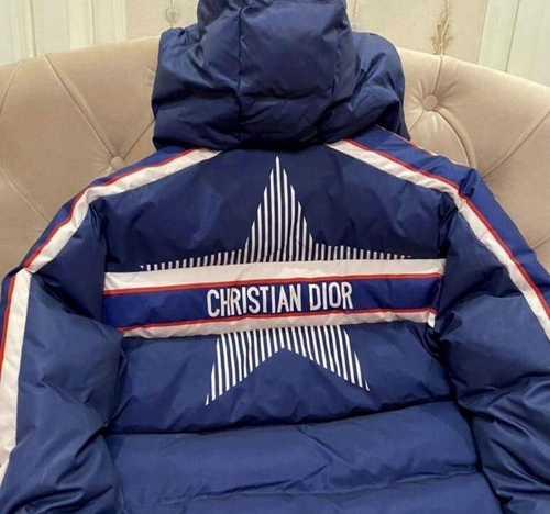 Пуховик christian dior двусторонний 46