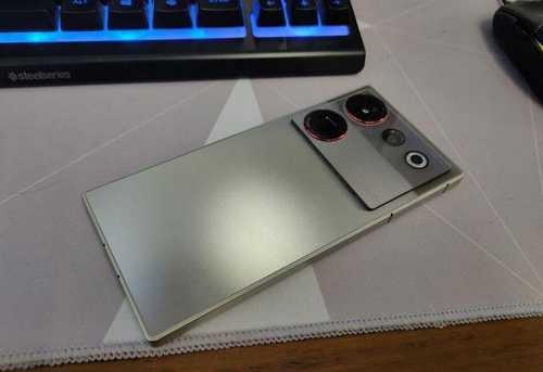 Nubia Z50 Ultra, 8/256 ГБ