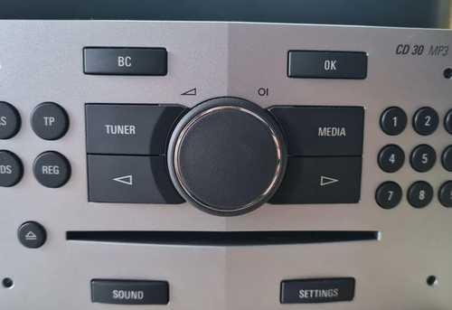 Магнитола CD30 MP3 Aux Delphi+BID дисплей Astra H