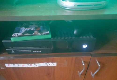 Xbox One 500gb + джостик