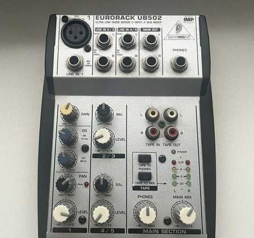 Микшерный пульт behringer eurorack ub502