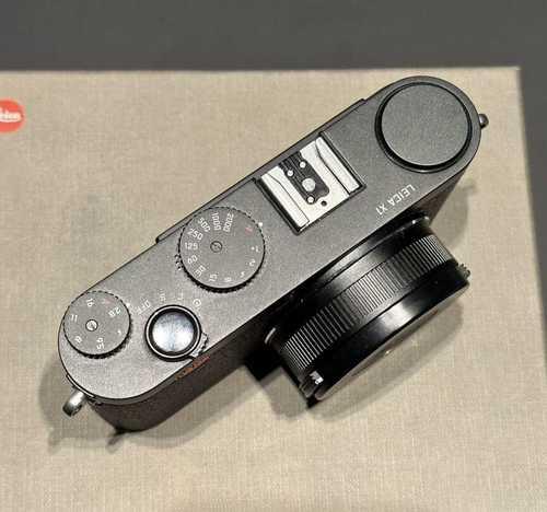 Leica X1