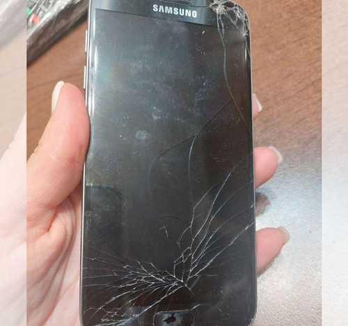 Samsung Galaxy S7, 4/32 ГБ