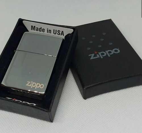 Зажигалка бензиновая zippo